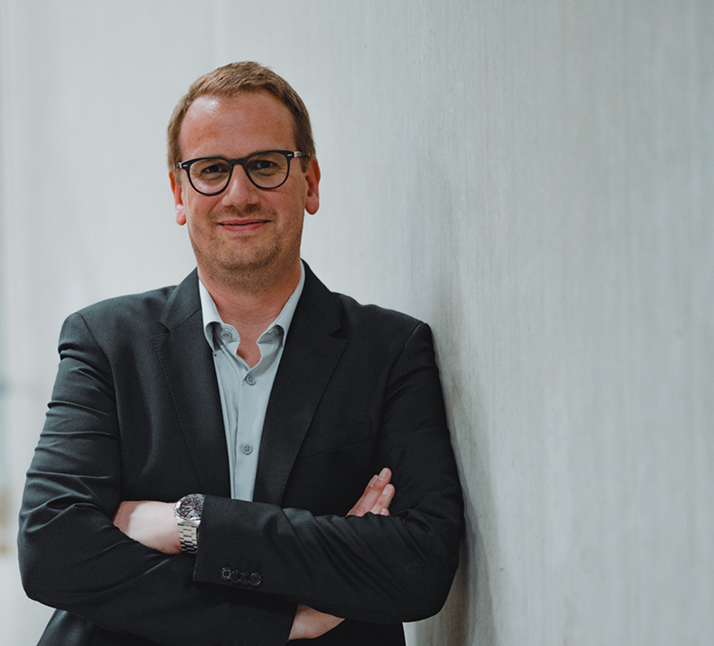 Family Business | ROWE